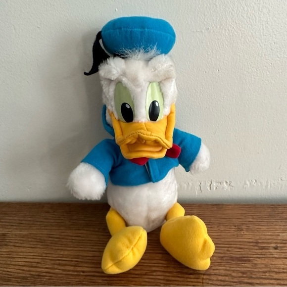 Disney | Toys | Vintage Donald Duck Plush Stuffed Toy Walt Disney World ...